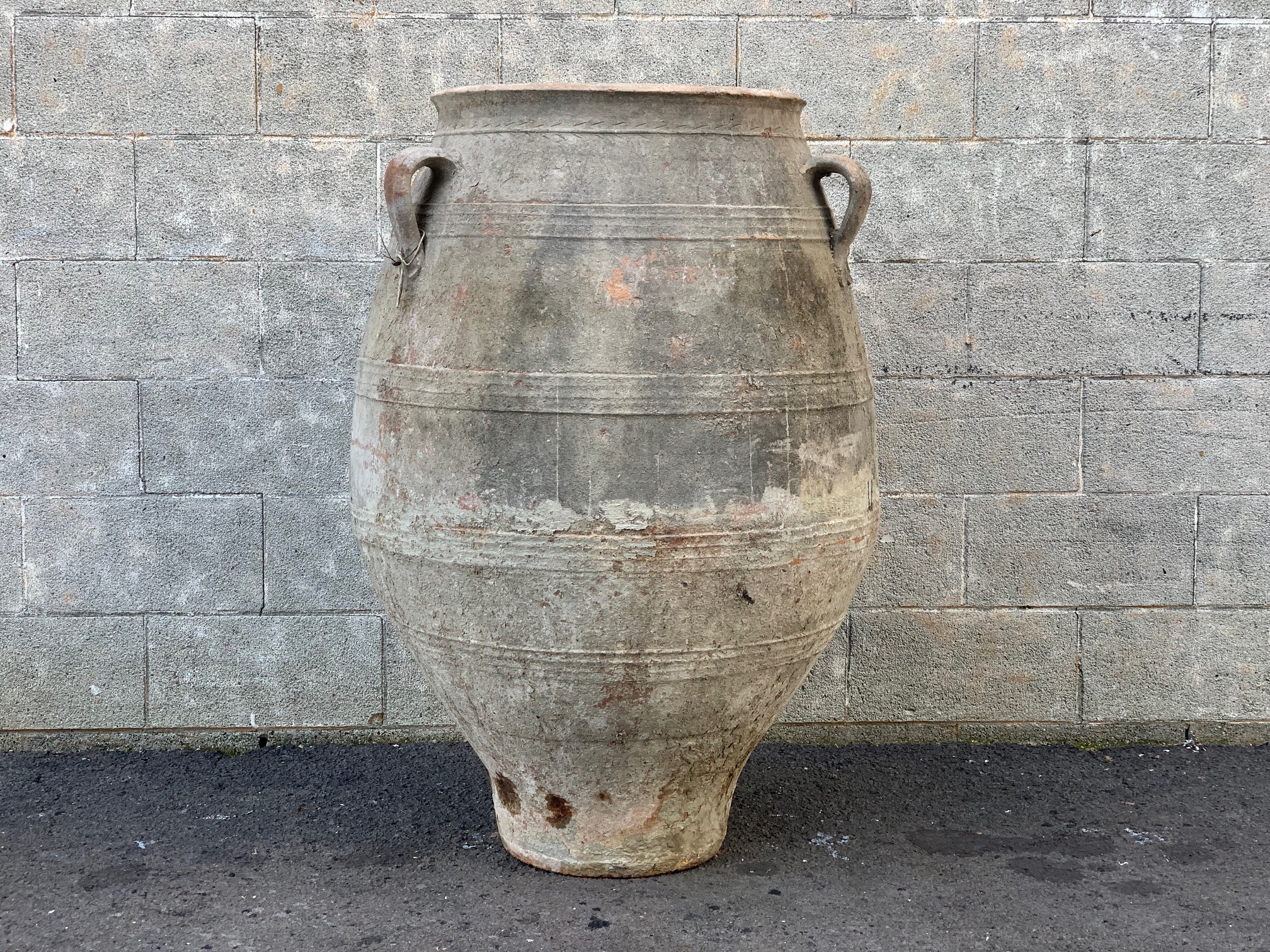 Large ‘Crete’ Pot H107cm in Sold | Vitrine